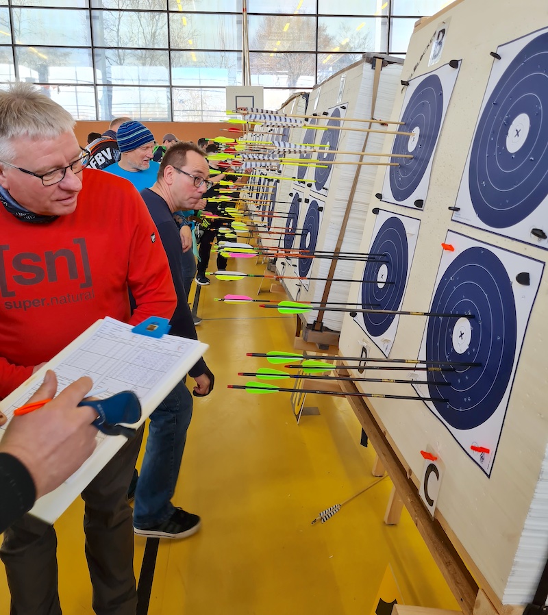 Zwei Medaillen bei der Süddeutschen Hallenmeisterschaft 2024 in ...